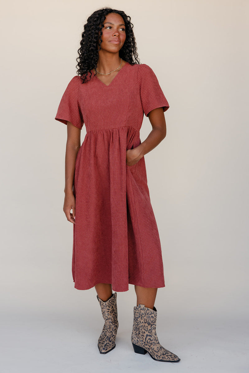 The Merlot Midi Dress – ROOLEE
