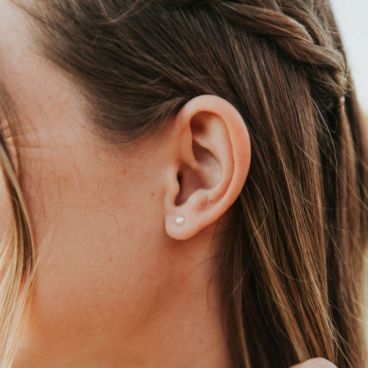 Sailor Pearl Studs – ROOLEE