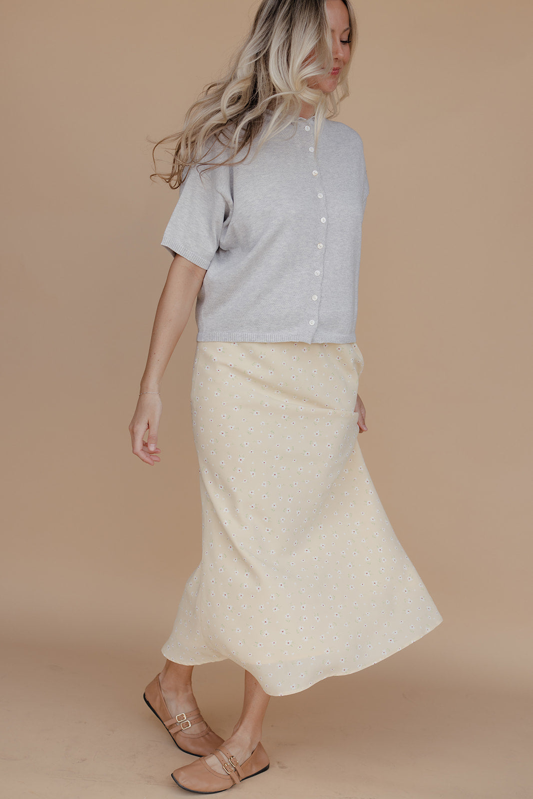 Little Flower Floral Midi Skirt – ROOLEE