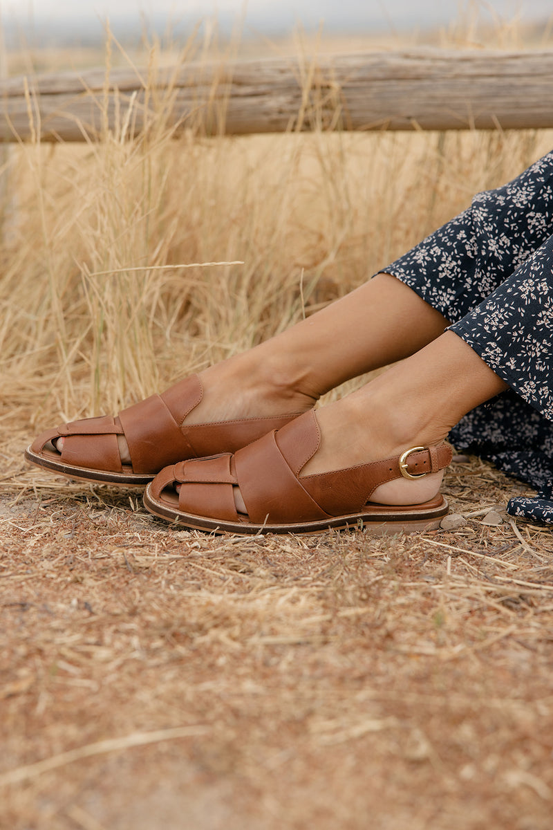 Free People Libby Fisher Flat – ROOLEE