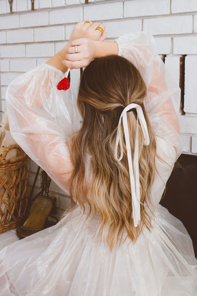 Dainty Ribbon Ponytail – ROOLEE